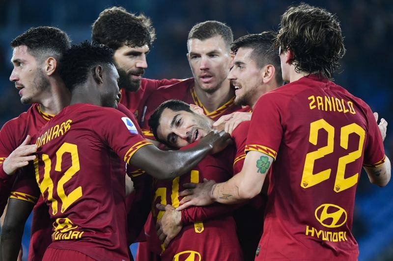 Coronavirus, la lettera dei giocatori della Roma: "Pronti a tornare in ...