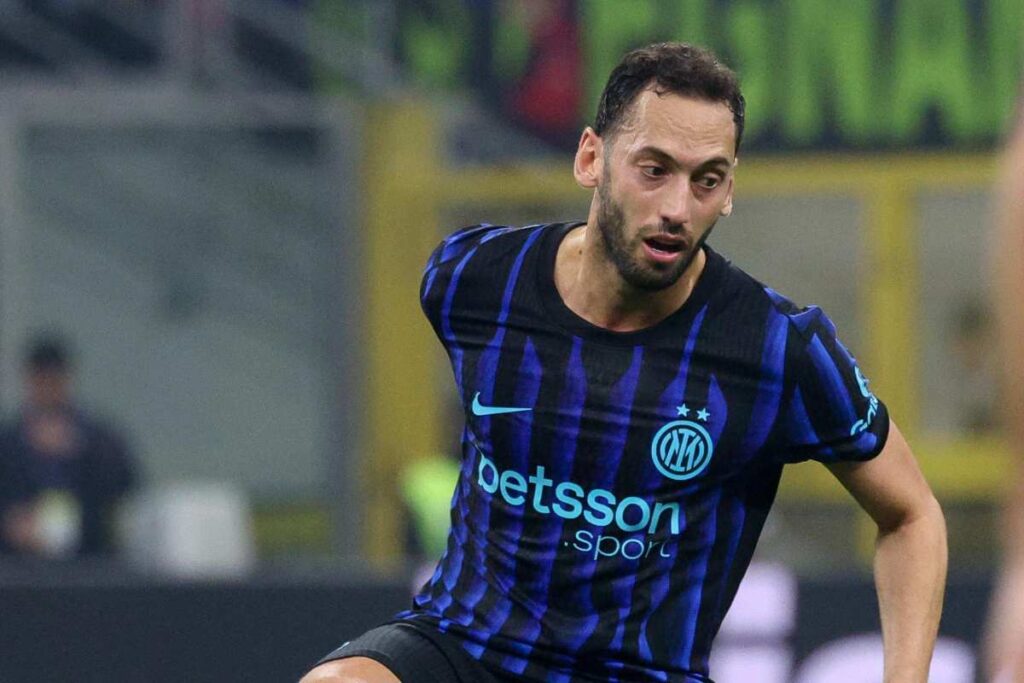 PAGELLE E TABELLINO INTER-LAZIO 2-0: Calhanoglu disegna calcio, Dia ...