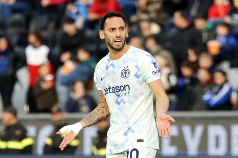 Inter, Ausilio perentorio: "C'è un problema per Calhanoglu". La ...